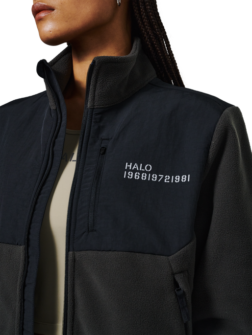 HALO HALO BLOCKED ZIP FLEECE - RAVEN | newlinehalo.dk